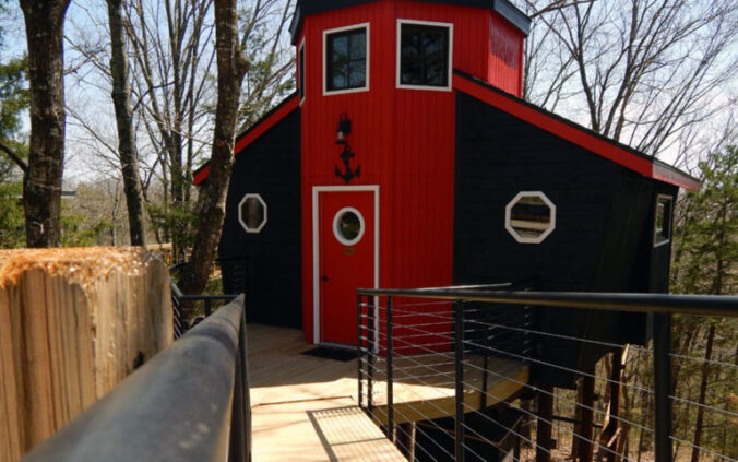 5 Gorgeous Missouri Tree-Houses You Need To Visit This Year ...