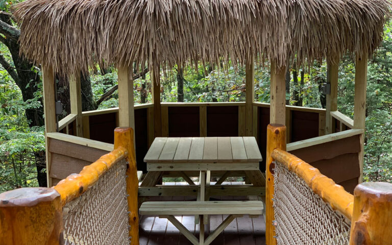 Spend The Night In This African Themed Tree-House In Branson MIssouri ...